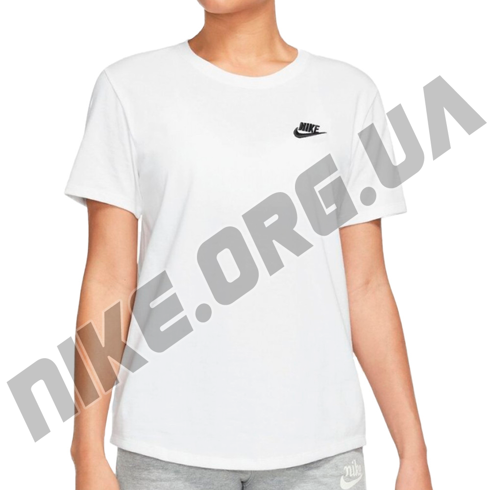 NIKE SPORTSWEAR CLUB ESSENTIALS WHITE